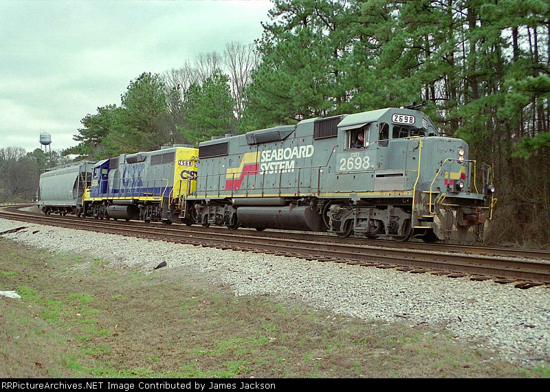 CSX 2698